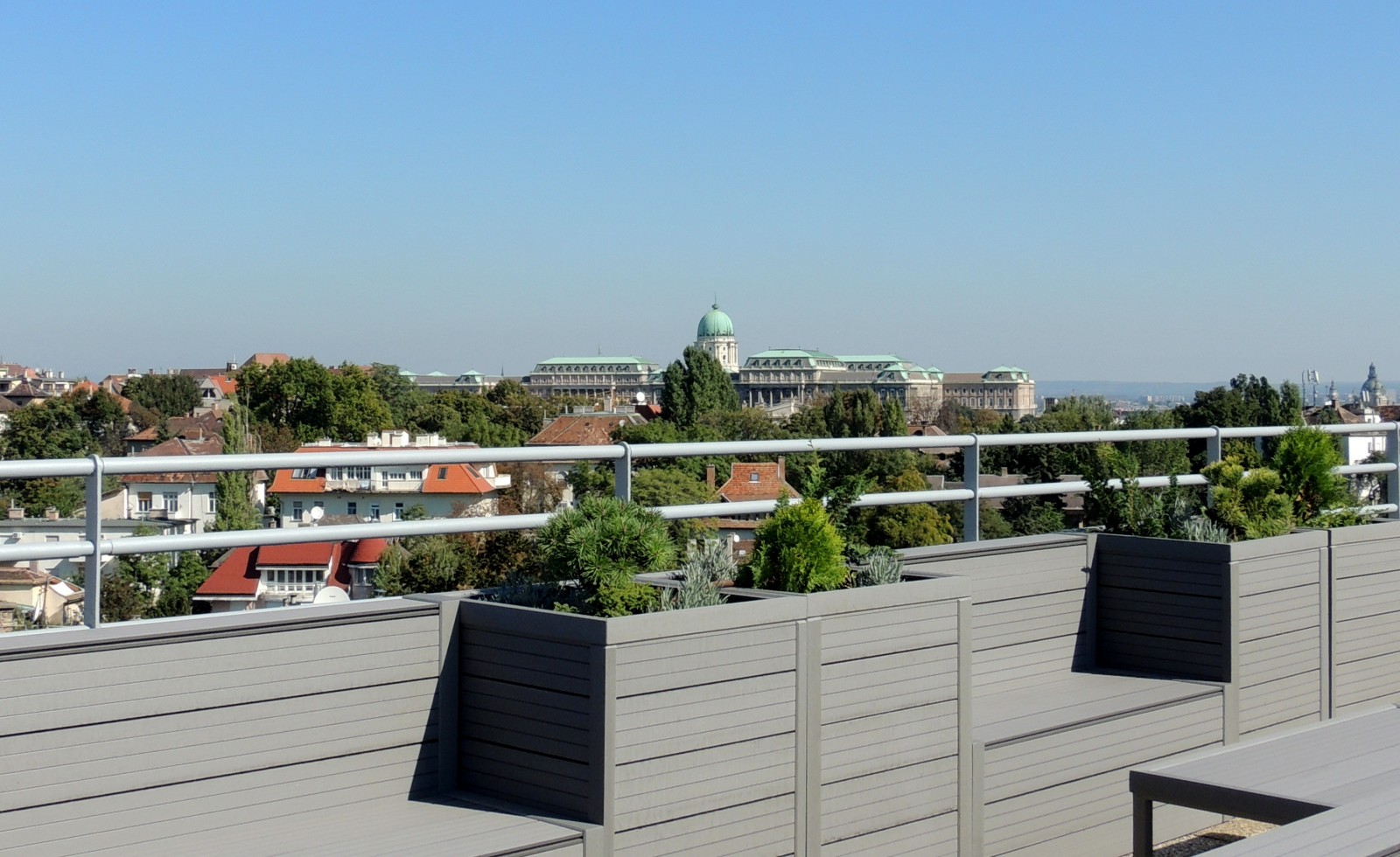 Buda Center Kiadó Irodaház